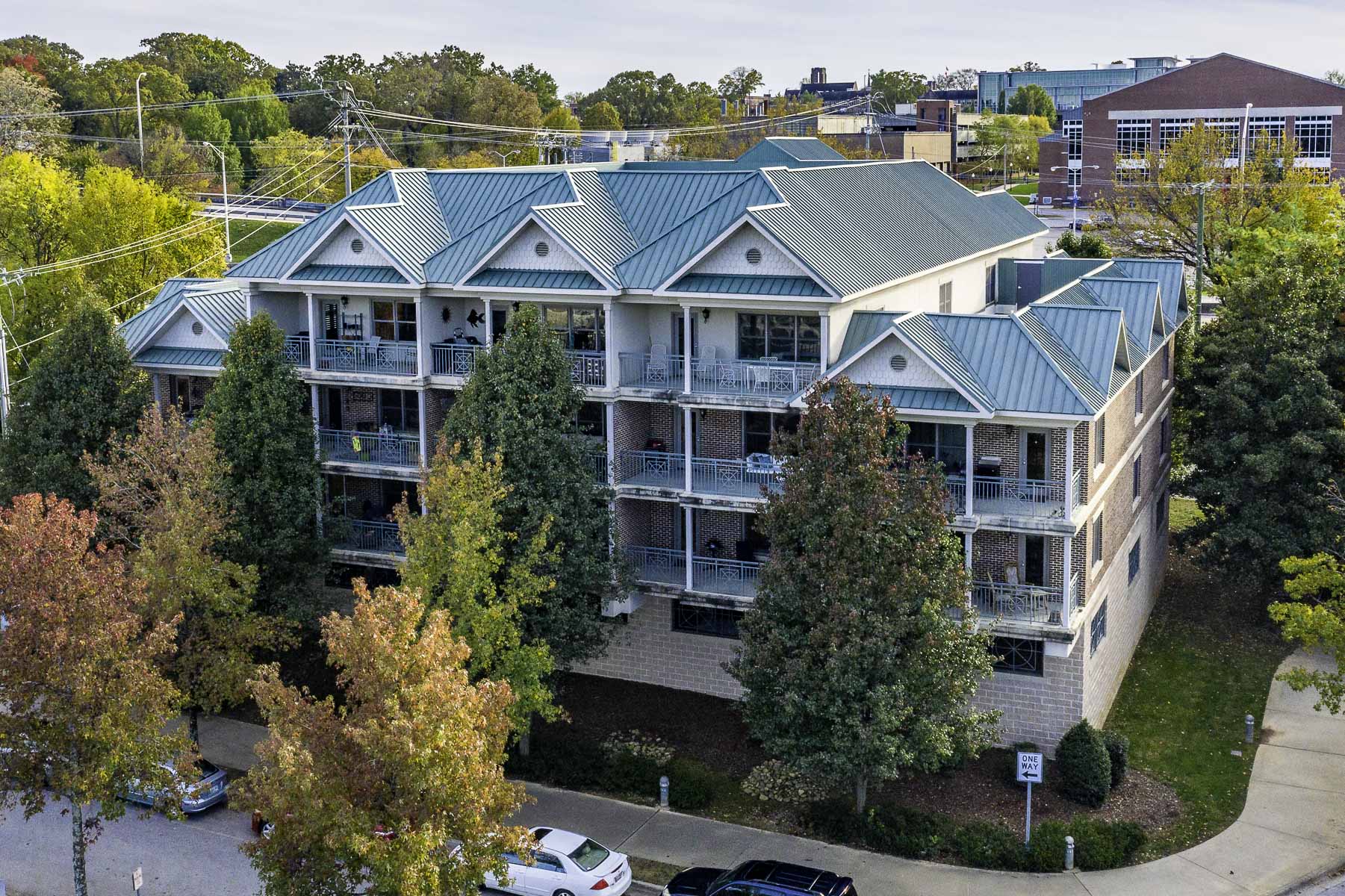 737 Battery Place Apt 202 | William Griggs Photography